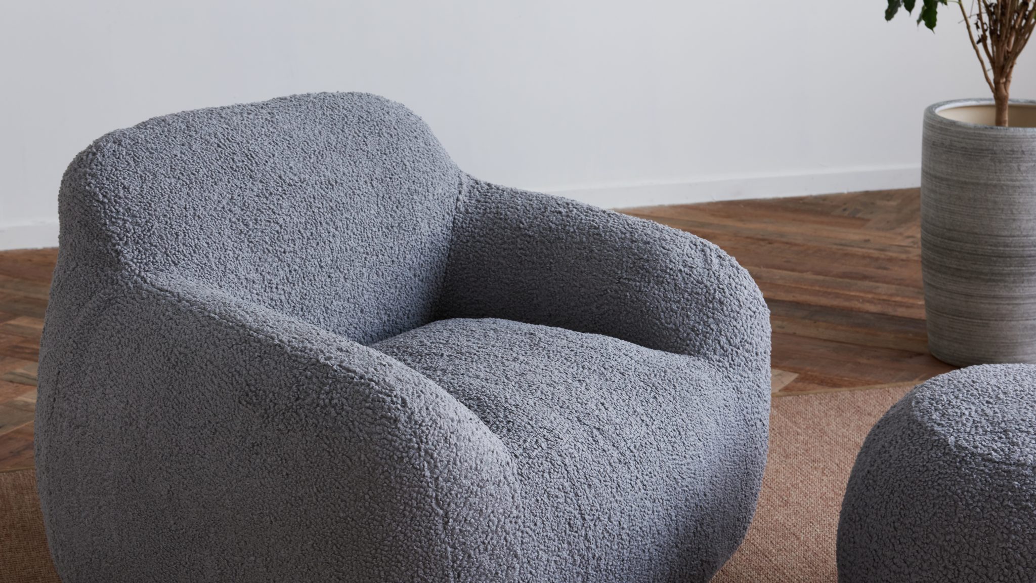 Snug Boucle Chair- Large - Grey - Chooze